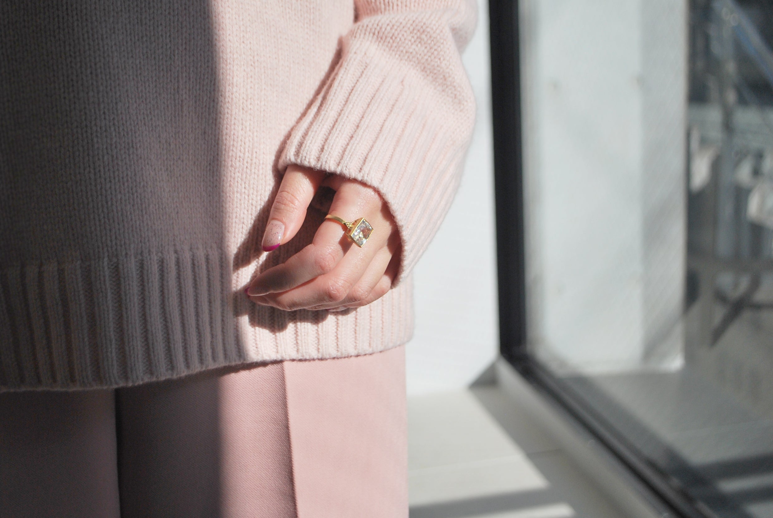 【ONLINESTORE】特別な日には華やかなジュエリーでお出かけを – HASUNA