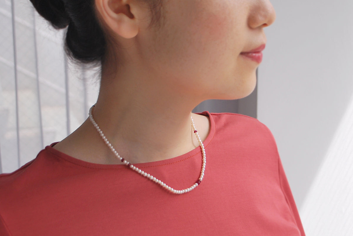 【ONLINESTORE】華やかでくつろいだコーディネートで迎えるバカンスシーズン – HASUNA